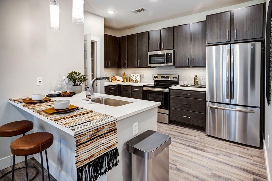 Icon Apartment Homes At Ferguson Farmnull