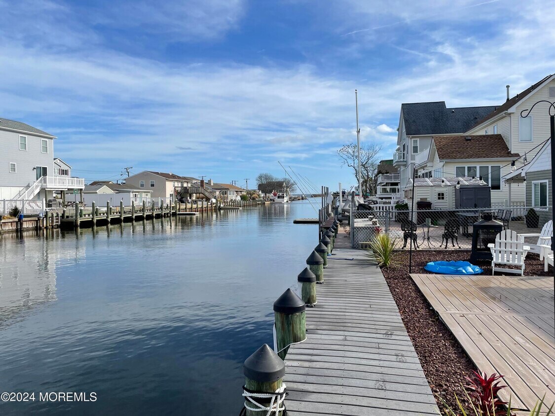 237 Butler Blvd, Berkeley Township, NJ 08721 - House Rental in Berkeley ...