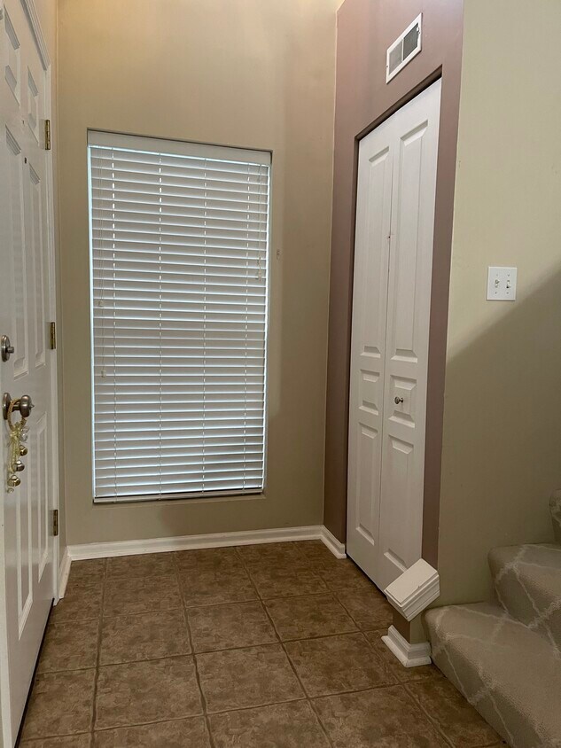 3239 Pennsbury Ct, Aurora, IL 60502 - Townhome Rentals in Aurora IL ...