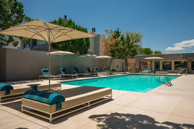 Mesa Del Oso/Promenade Apartments for Rent with a Garage - Albuquerque ...