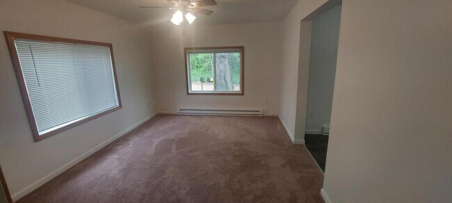 6031 Madison, Coloma, MI 49038 - House Rental in Coloma, MI ...