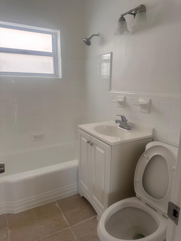 3248 NW 102Nd St, Miami, FL 33147 | Apartments.com