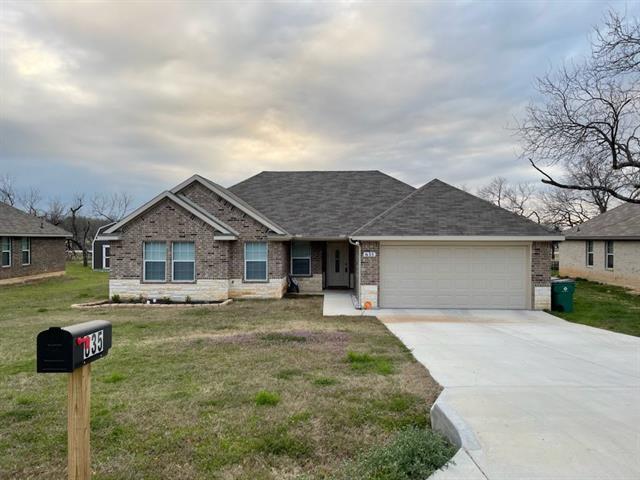 635 Half Moon Way, Runaway Bay, TX 76426 - House Rental in Runaway Bay ...