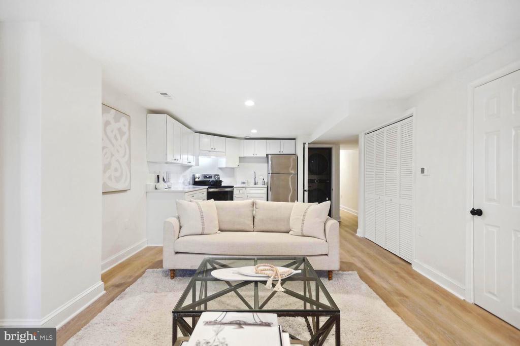 1248 Girard St NW, Washington, DC 20009 - Townhome Rentals in ...