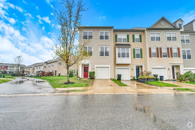 Pepper Ridge of Wildewood Apartments for Rent with a Garage ...