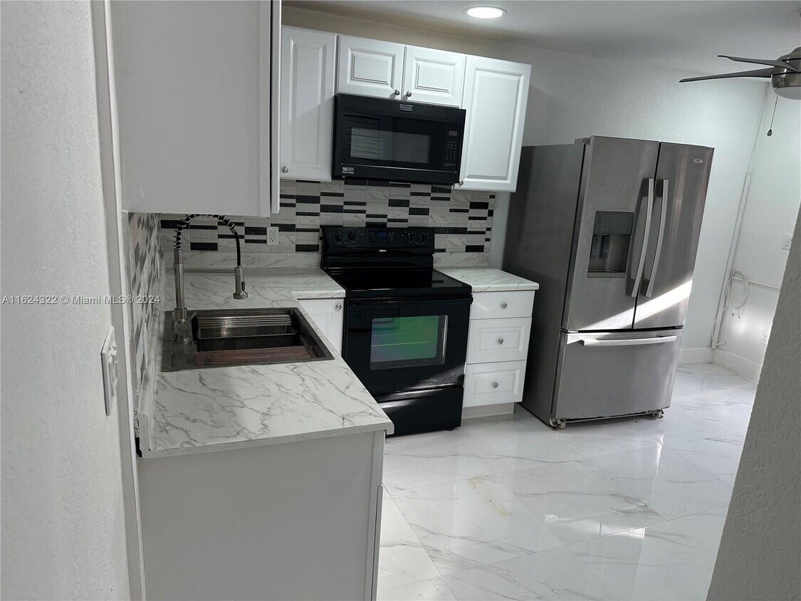 10532 SW 22nd Ln, Miami, FL 33165 - House Rental in Miami, FL ...