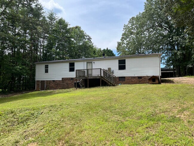 877 Neal Davis Rd, Ringgold, VA 24586 - House Rental in Ringgold, VA ...