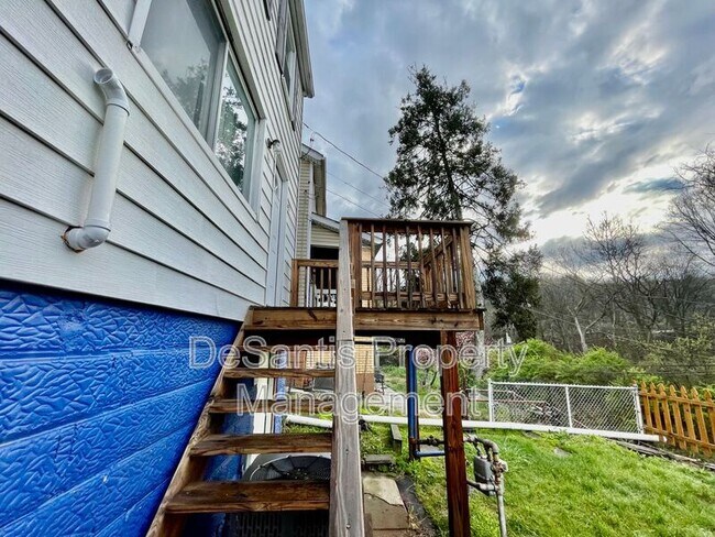 627 Vanadium Rd, Bridgeville, PA 15017 - House Rental in Bridgeville ...