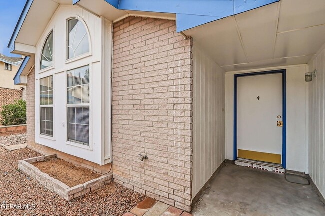 905 Mark Wallace Ln, El Paso, TX 79912 | Apartments.com