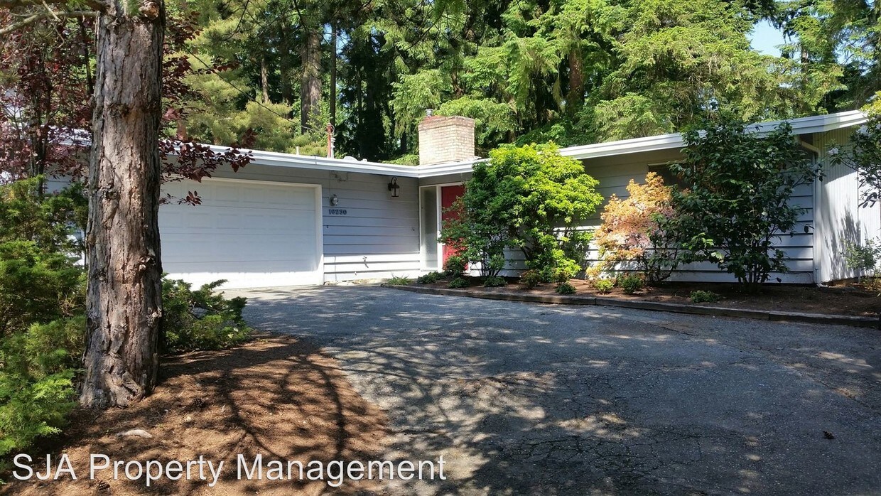 16230 NE 30th St, Bellevue, WA 98008 - House Rental in Bellevue, WA ...