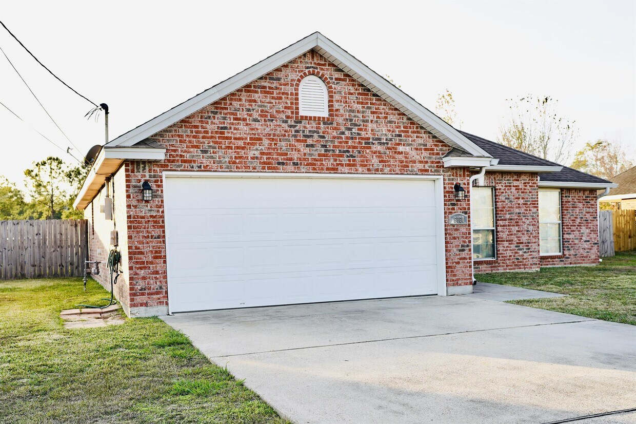 5860 Perrell, Lumberton, TX 77657 - House Rental in Lumberton, TX ...