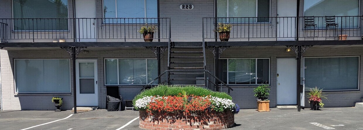 223 Dayton St Unit 2, Edmonds, WA 98020 - Condo for Rent in Edmonds, WA ...