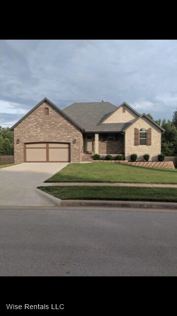 3296 S Ashley Ct, Springfield, MO 65809 - House Rental in Springfield ...