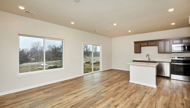 629 Venice Ave, West Des Moines, IA 50266 - Townhome Rentals in West Des Moines IA | Apartments.com