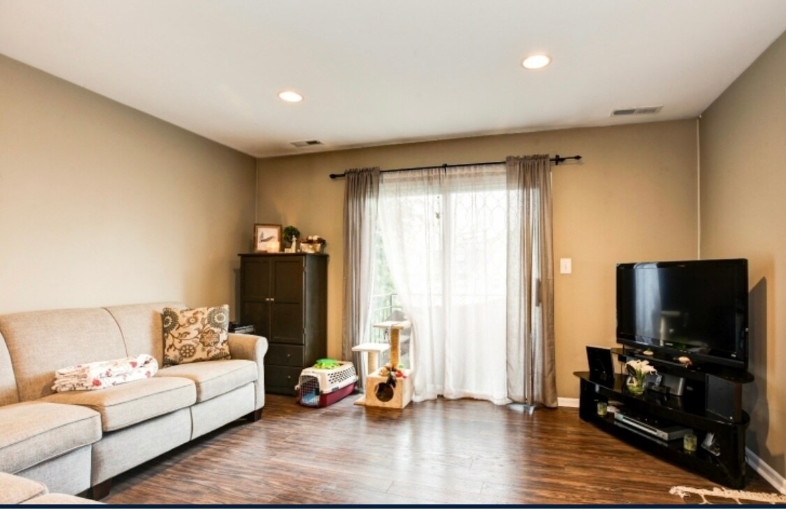 45 John St Unit 2C, Bloomfield, NJ 07003 - Condo for Rent in Bloomfield ...