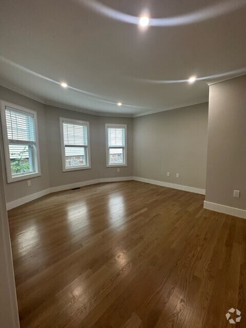 Egleston Square Apartments for Rent with High Ceilings - Jamaica Plain ...