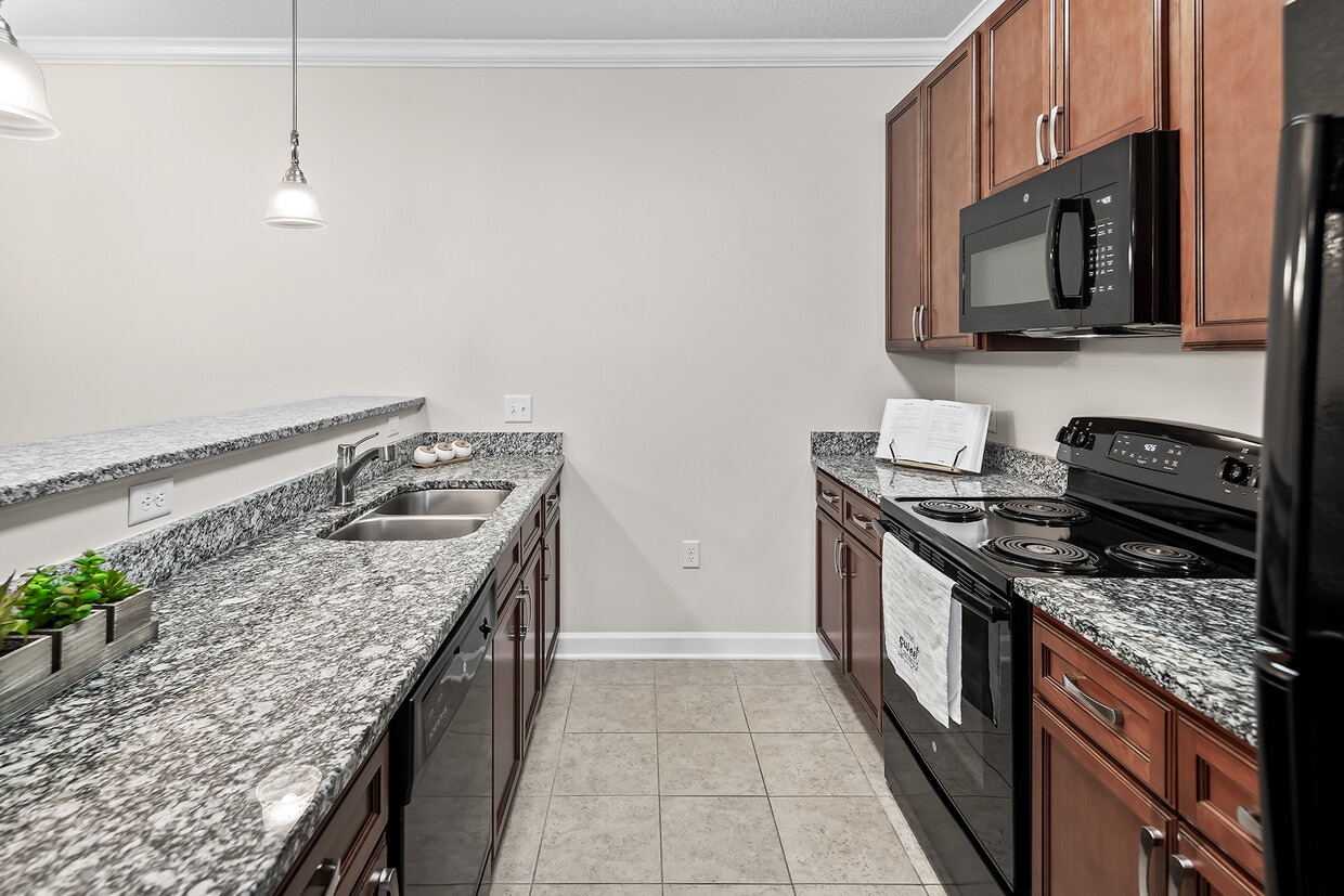 Brittany Place Hendersonville - 41 Brittany Place Dr Hendersonville, NC ...