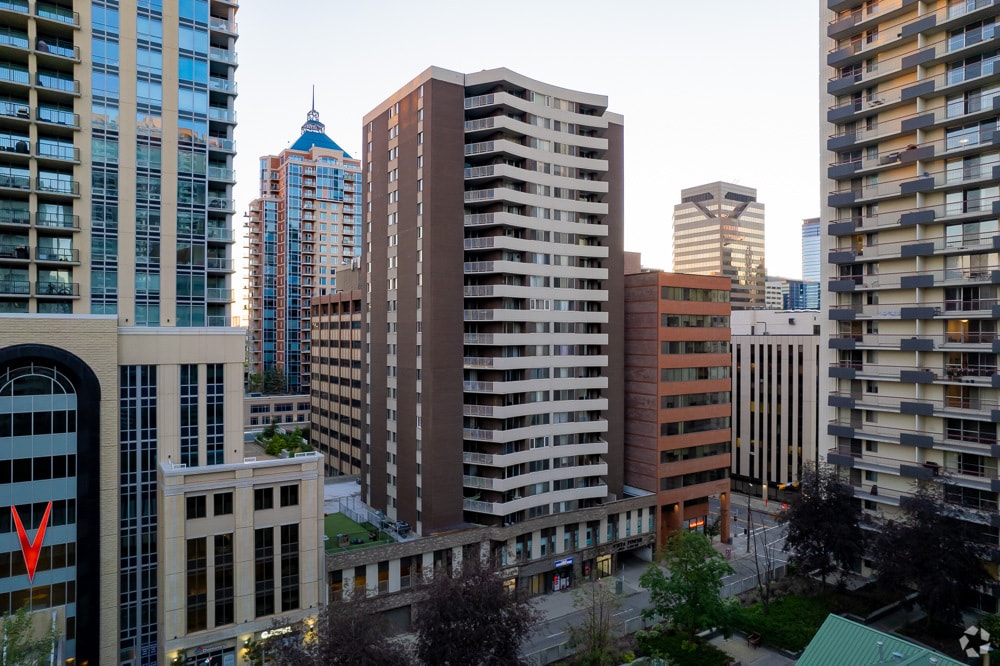 Vista Tower - 912 6th Ave SW Calgary, AB | Apartments.com