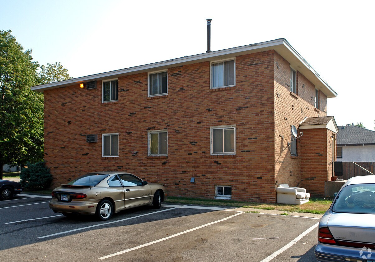 2442 County Road I, Mounds View, MN 55112 - 2442 County Road I Mounds ...