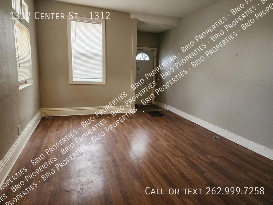 1312 Center St Unit 1312, Racine, WI 53403 - Room for Rent in Racine, WI | Apartments.com