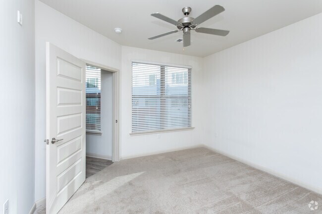 1133 on the Square Apartments - 133 Commerce Dr Decatur, GA ...