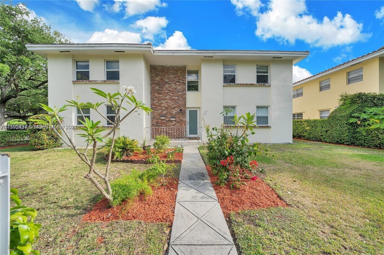 255 Bird Rd Unit 255, Coral Gables, FL 33146 - Room for Rent in Coral ...