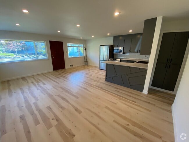 West Seattle Park Apartments for Rent with Hardwood Floors - Seattle ...