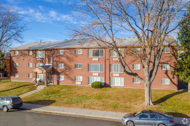 Townview Plaza Apartments - 1699 Hooker St Denver, CO 80204 ...