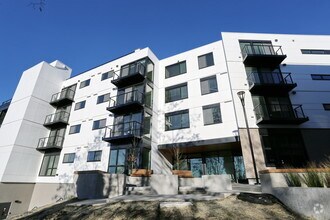 East Howe Steps Rentals - Seattle, WA | Apartments.com
