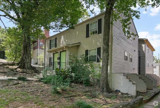 Redmont Park Apartments for Rent with a Yard - Birmingham, AL - 15 ...
