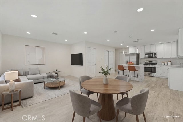 1916 Cedar Ave, Long Beach, CA 90806 - Casas adosadas en renta en Long ...