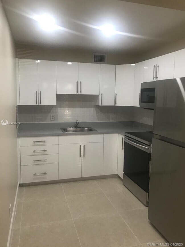 551 SW 135th Ave Pembroke Pines, FL 33027 - Alquileres en Pembroke ...