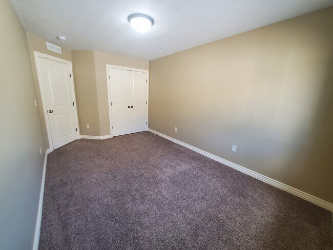 565 Pioneer Rd, Rexburg, ID 83440 - Townhome Rentals in Rexburg ID ...