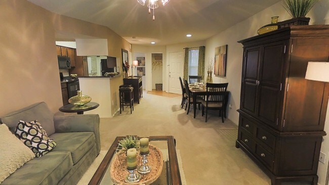 Rolling Brook Village Apartments - Woodbridge, VA | Apartments.com