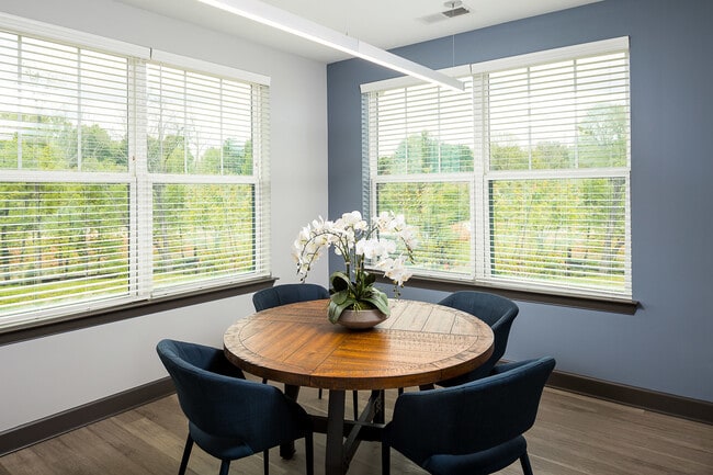 Avoca Apartments - Louisville, KY | Apartments.com