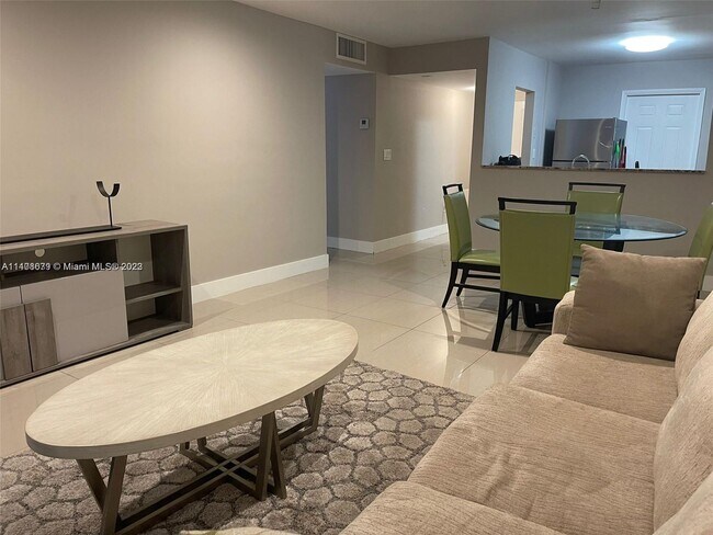 15201 NE 6th Ave Unit C102, Miami, FL 33162 - Condo for Rent in Miami ...