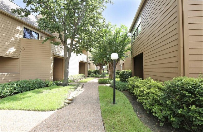 2333 Briarwest Blvd, Houston, TX 77077 - Condo for Rent in Houston, TX ...