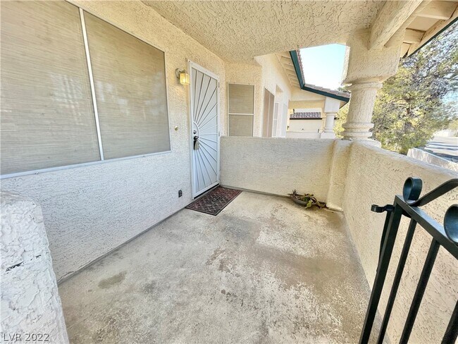 1325 Cinder Rock Dr Unit 202, Las Vegas, NV 89128 - Condo for Rent in ...