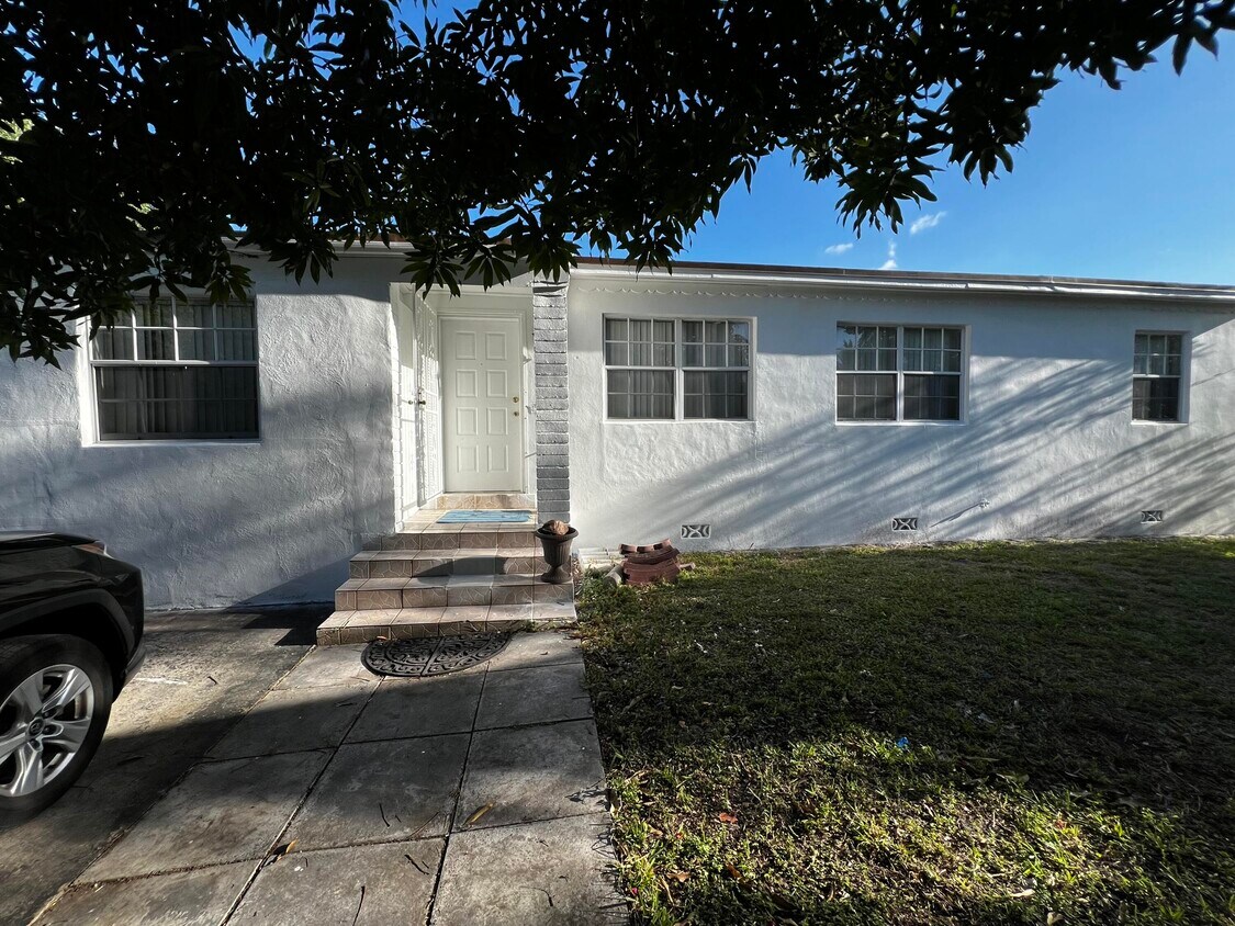 1125 NW 144th St, Miami, FL 33168 - House Rental in Miami, FL ...