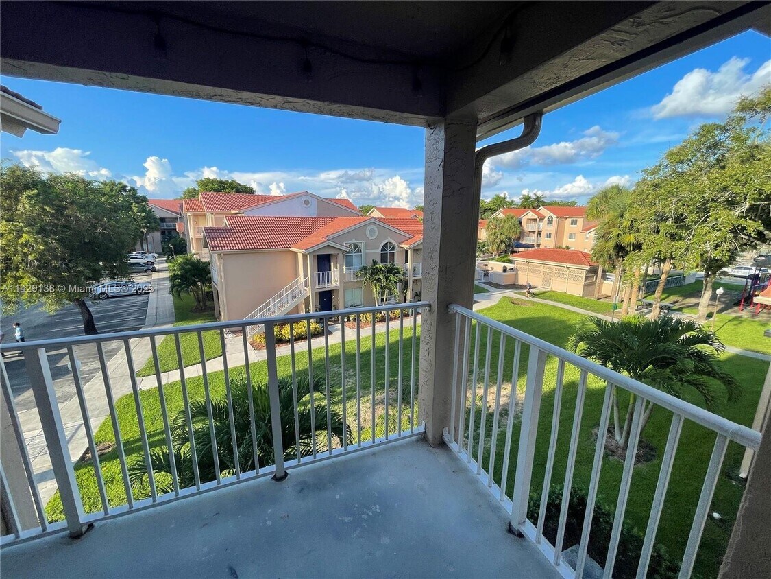 15770 SW 106th Terrace, Miami, FL 33196 - Condo for Rent in Miami, FL | Apartments.com