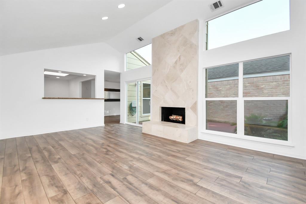 1914 Courtney Ln Dr, Houston, TX 77042 - House Rental in Houston, TX ...