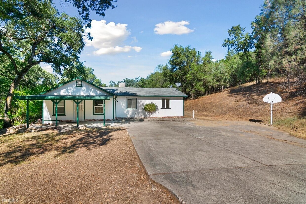 5561 Thompson Hill Rd, Placerville, CA 95667 - House Rental in ...
