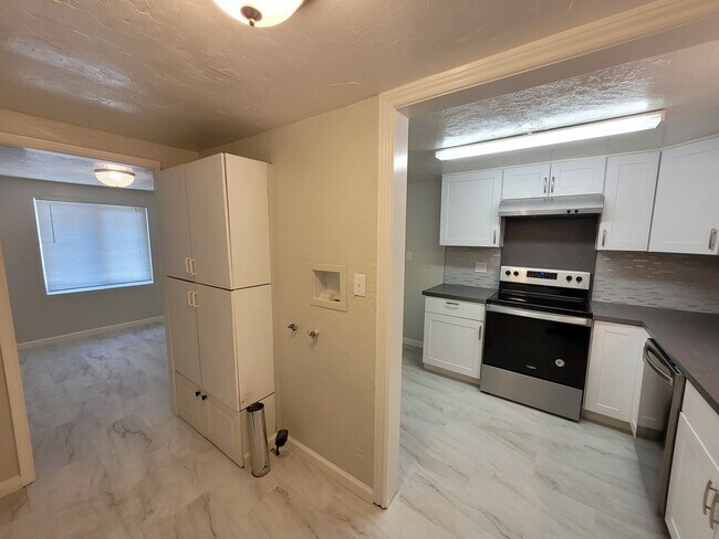 1526 Locke Rd Unit A, Modesto, CA 95355 - Room for Rent in Modesto, CA ...