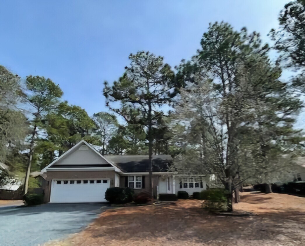 1675 Longleaf Dr E, Pinehurst, NC 28374 - House Rental in Pinehurst, NC | Apartments.com