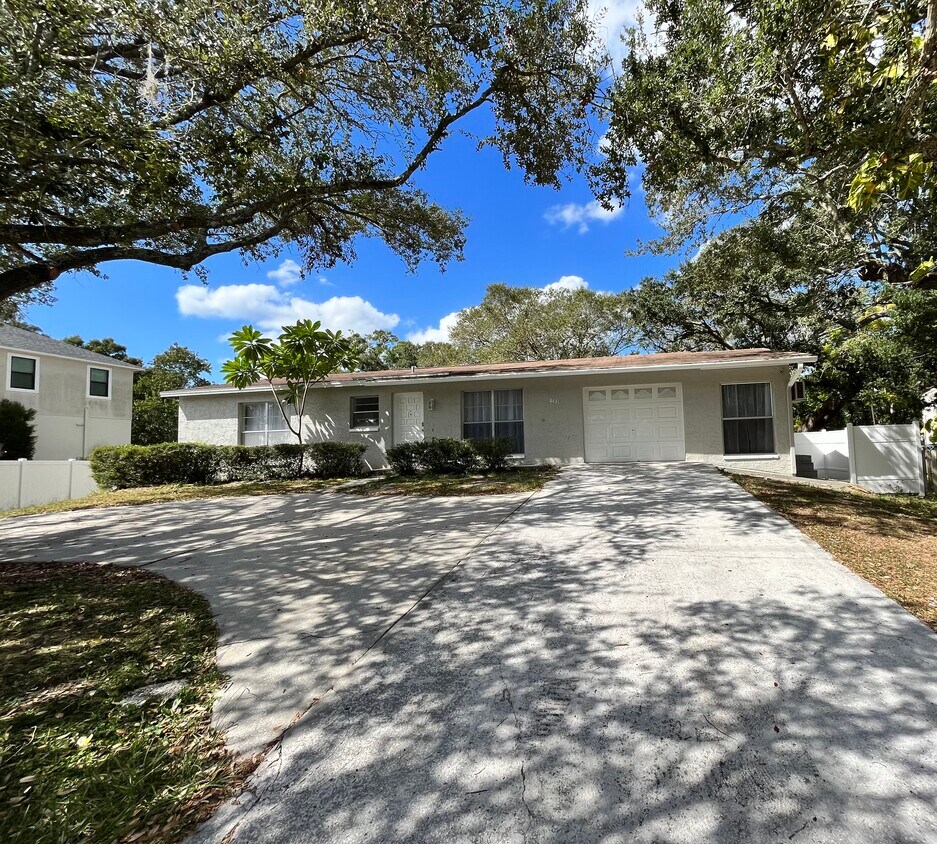 8431 Jackson Springs Rd, Tampa, FL 33615 - House Rental in Tampa, FL ...