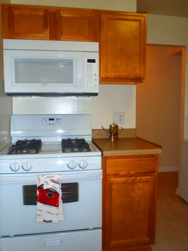 Fairfield Crossing Apartments Apartments - Falls Church, VA ...