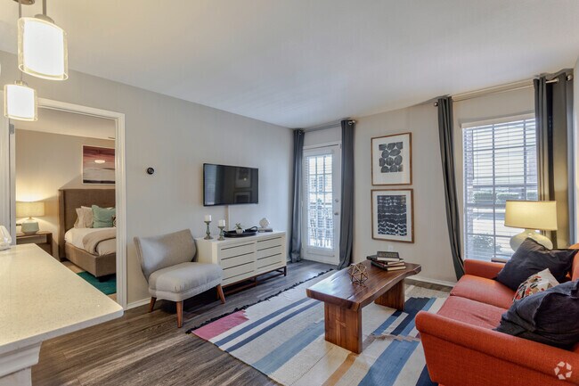 Keystone at Castle Hills Apartments - Carrollton, TX | Apartments.com