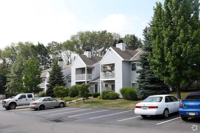 Moon Grove Apartments - Moon Township, PA | Apartments.com