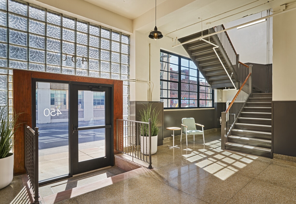 The Amsterdam Lofts - 450 Amsterdam St Detroit, MI 48202 | Apartments.com