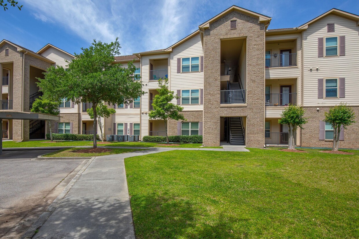 Ocean's 57 Apartments - 4500 Highway 57 Ocean Springs, MS 39564 ...
